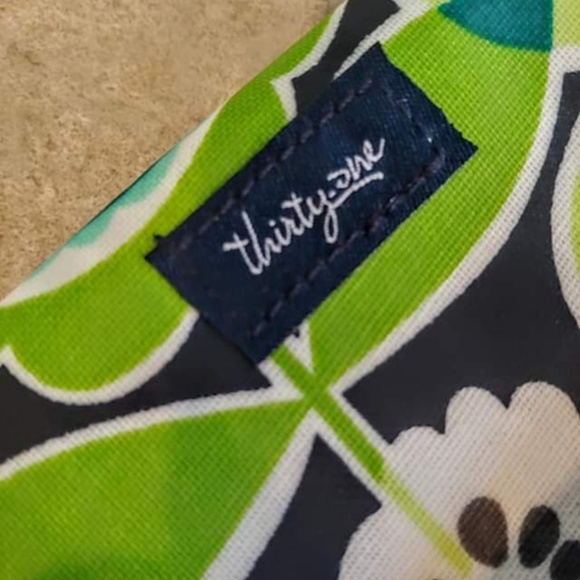 thirty-one | Accessories | Thirtyone Sm Organizer | Poshmark